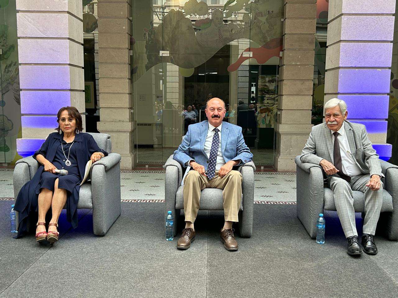 Presenta Manuel Anaya Torres su libro Raíces de Bocoyna | La Opción de ...