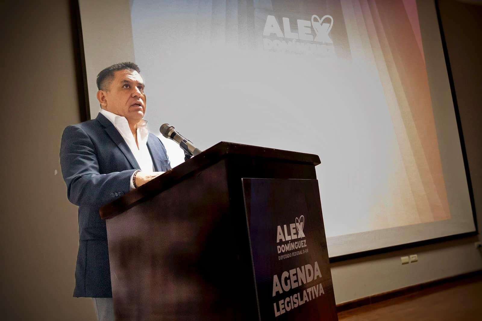 Presenta Alex Domínguez su agenda legislativa | La Opción de Chihuahua